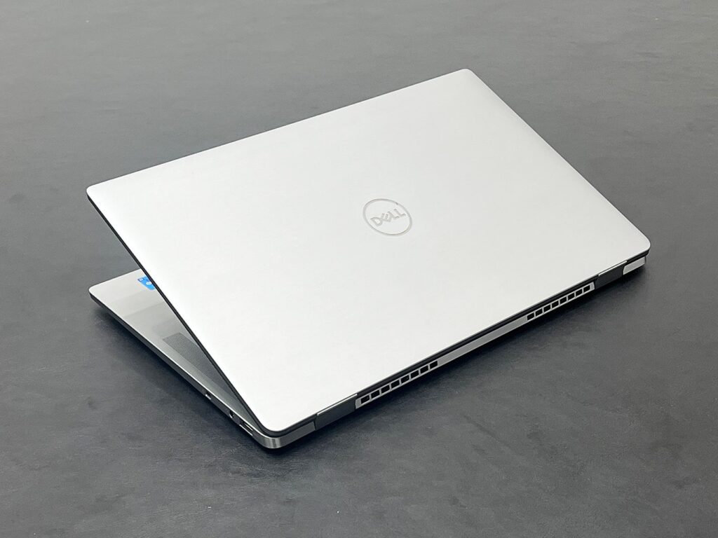 Dell Latitude 9520 - Core i5 1145G7, Ram 16GB, SSD 512GB, 15.6" FullHD